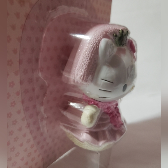 Sanrio | Toys | Sanrio Hello Kitty Collectible Princess Bride Figurine ...
